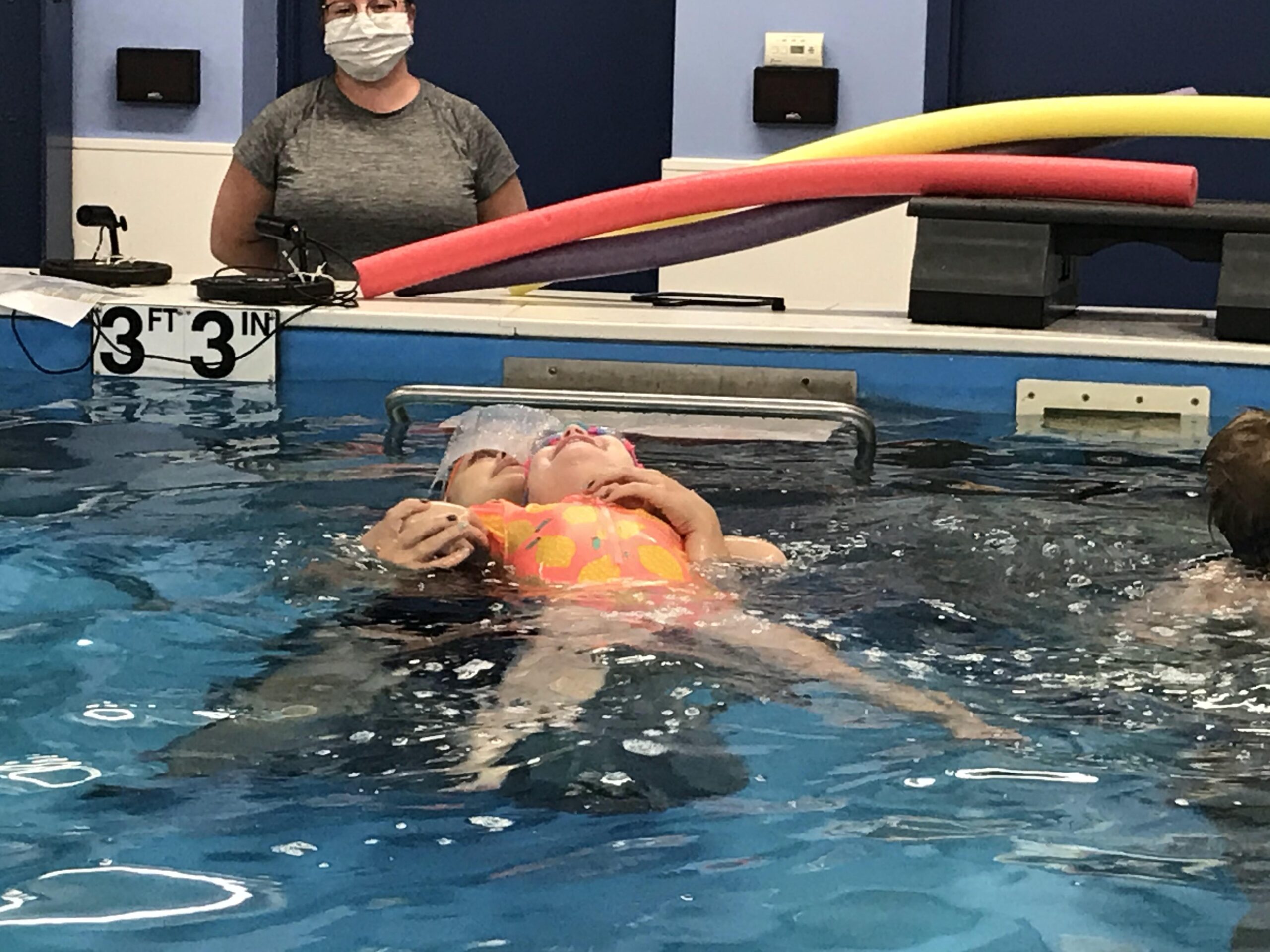 Private & Semi-Private Kids Swim Lessons | Chicago Blue Dolphins